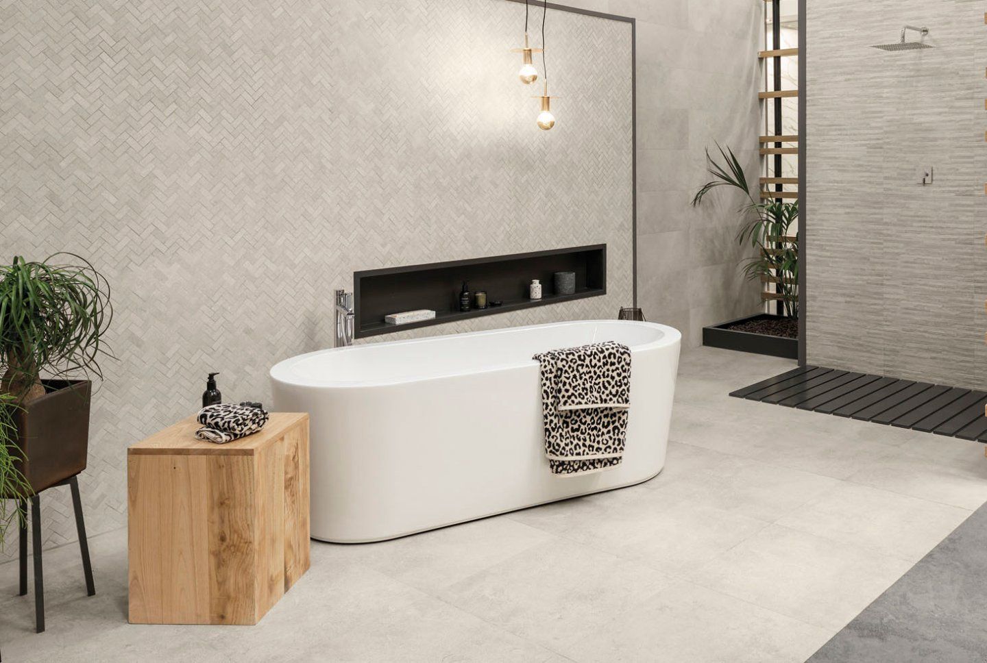 Aleluia Ceramicas, Regge Tegels & Vloeren